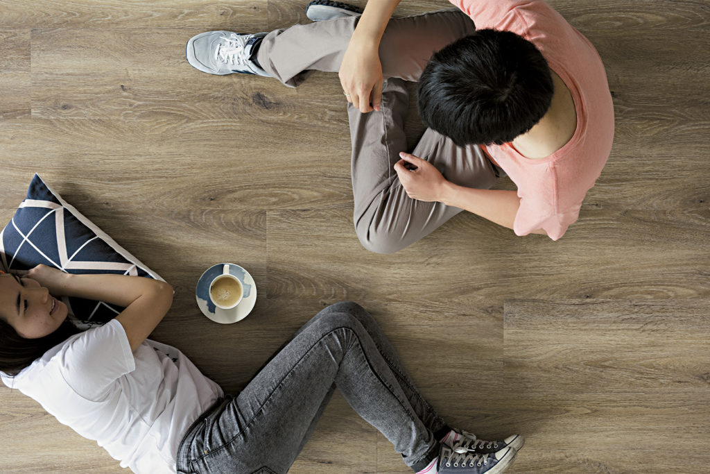 Ultimate Guide to DIY Floating Floor Installations [2025] | FloorVenue